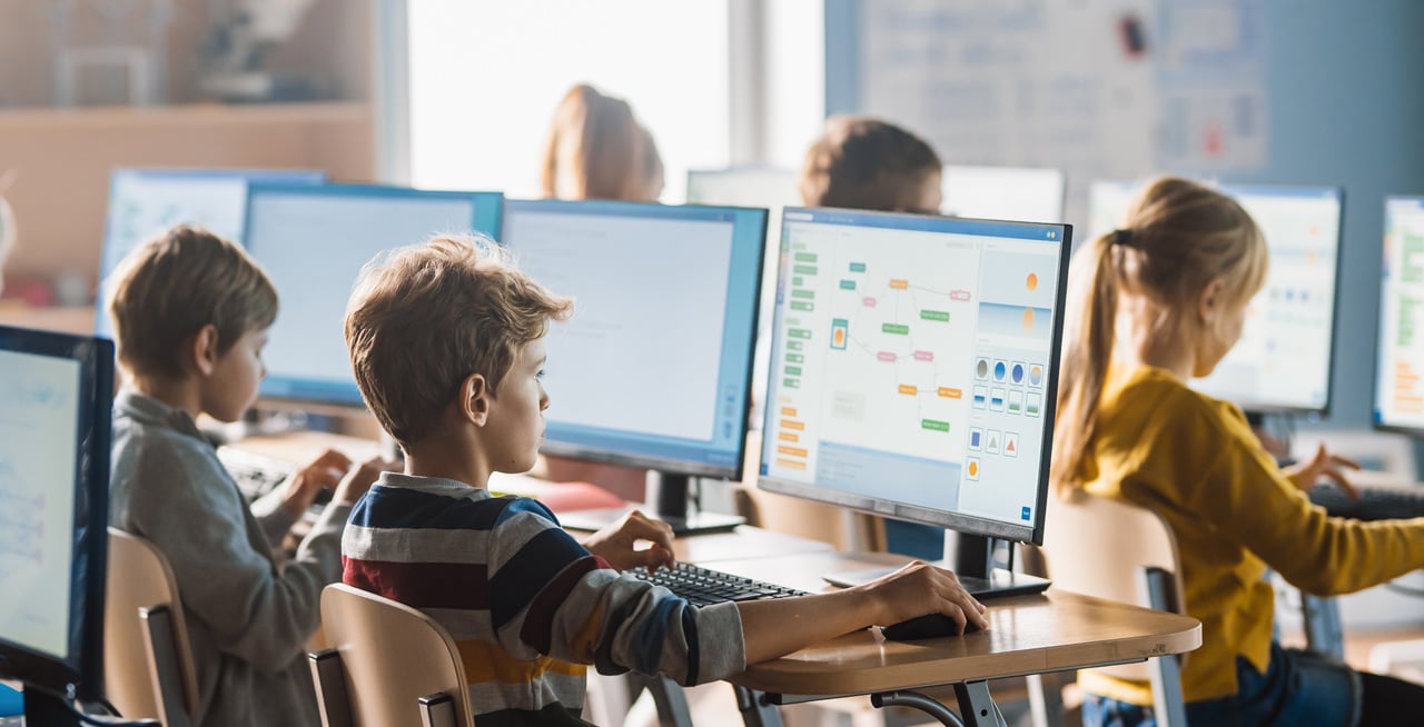 Key Factors to Consider When Choosing a Student Safety Provider